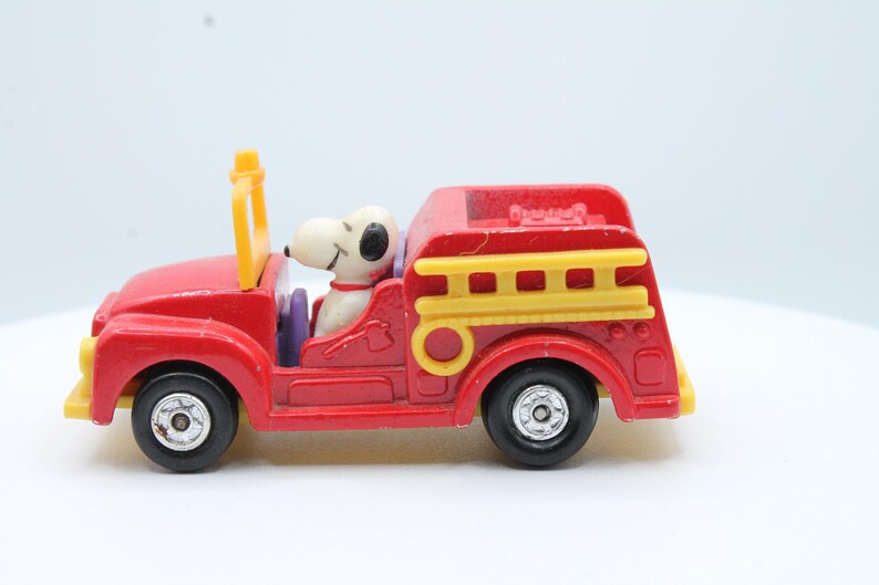 1976 Aviva Peanuts Snoopy Fire Engine No.c20 - Etsy