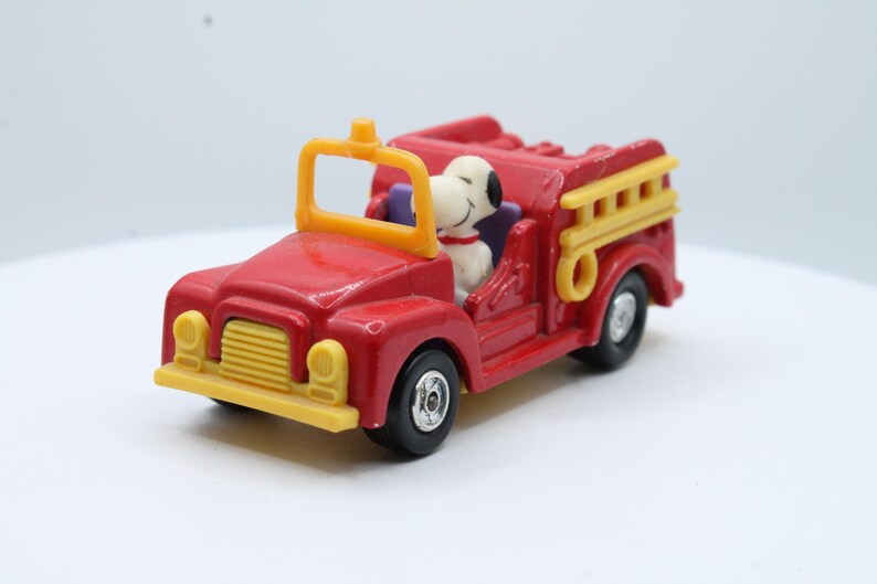 1976 Aviva Peanuts Snoopy Fire Engine No.c20 - Etsy