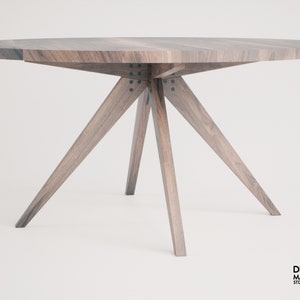 Round Dinning Table 66 Inch Round Rable Wood Christmas Decor Round ...