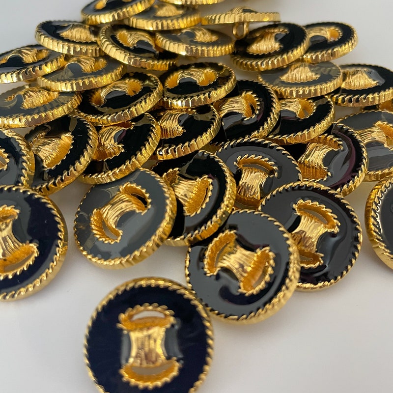 Retro Buttons - Etsy