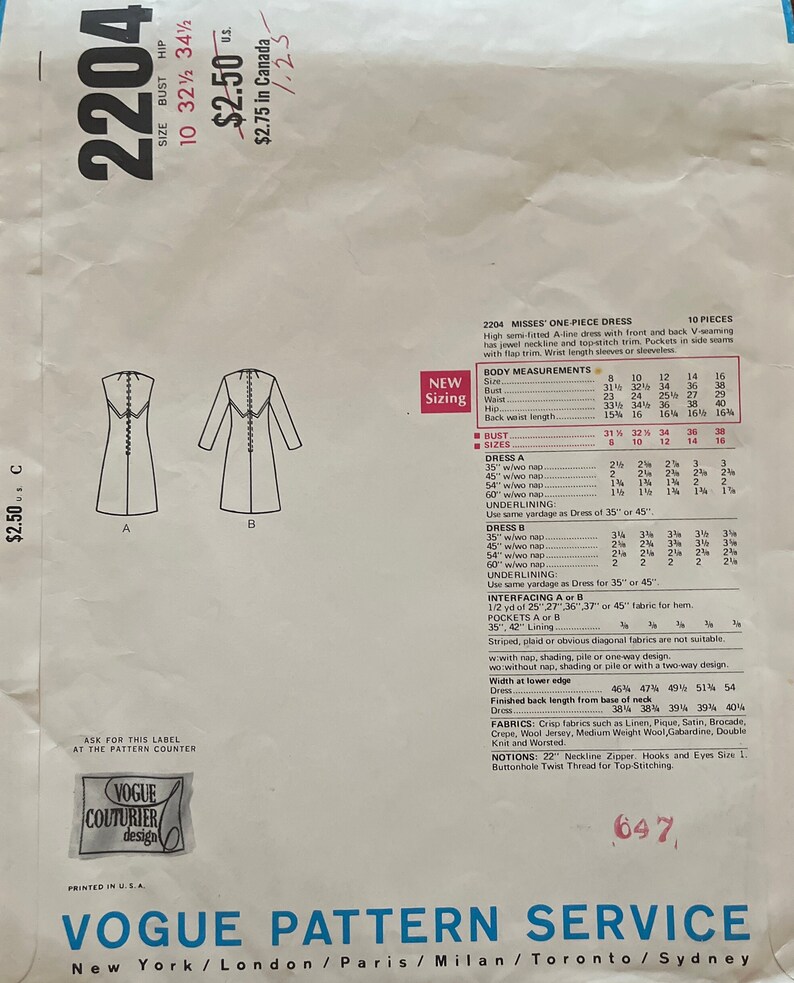 1960s Vogue Couturier Design 2204. Circa 1969. Valentino of Italy. Size ...