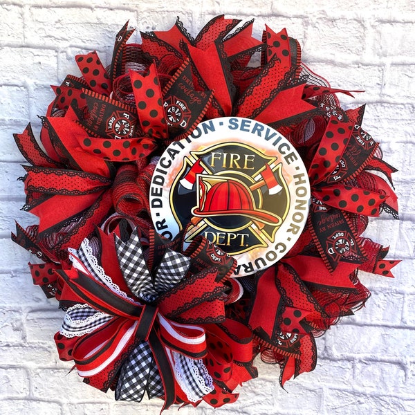 Firefighter Wreath - Etsy