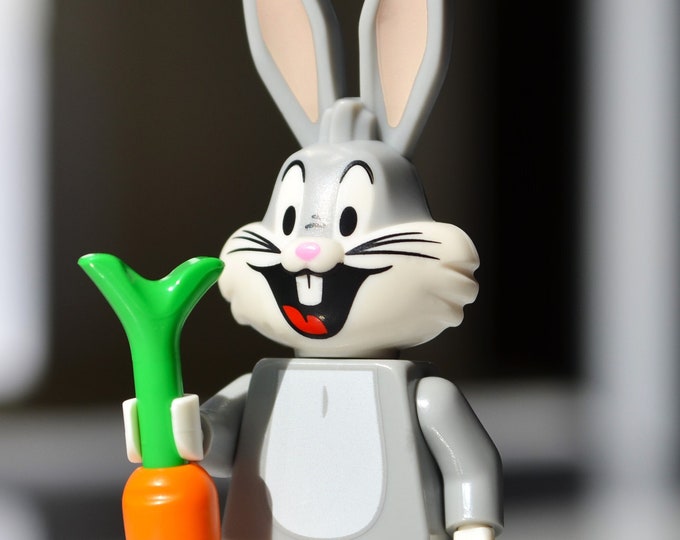 Bugs Bunny Genuine LEGO® Minifigure // 2021 Design Version With Carrot ...