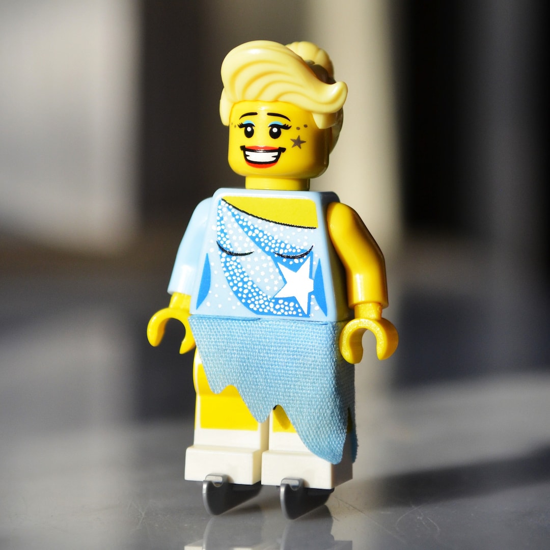Ice Skater Genuine LEGO® Minifigure // Figure Skate Skates Dancer Dance ...