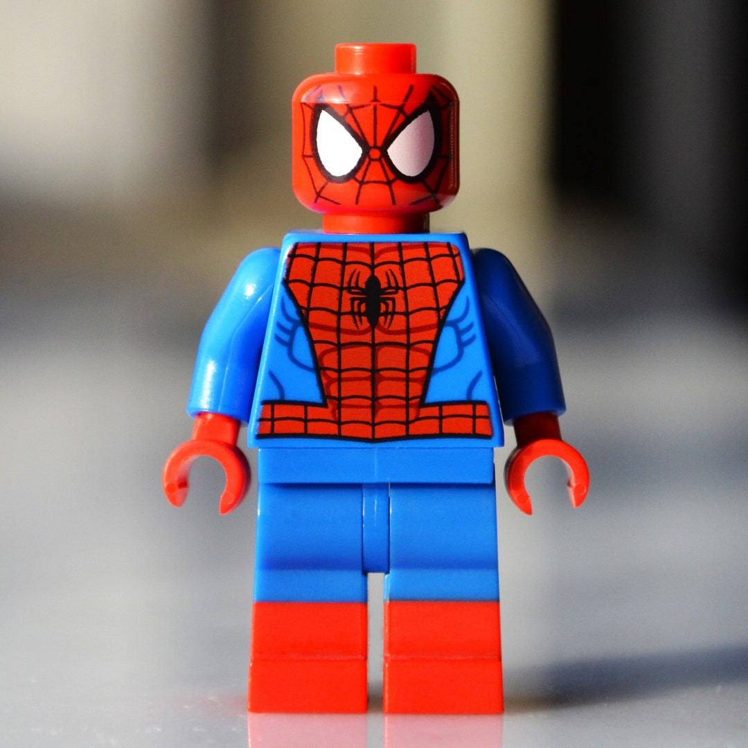 Spider-man - Genuine LEGO® Minifigure - Classic Suit / With Red Boots ...
