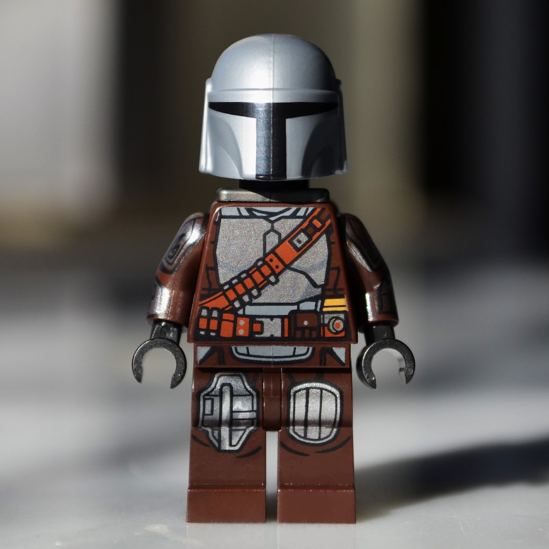 The Mandalorian - Genuine LEGO® Minifigure - 2021 Version // Din Djarin ...