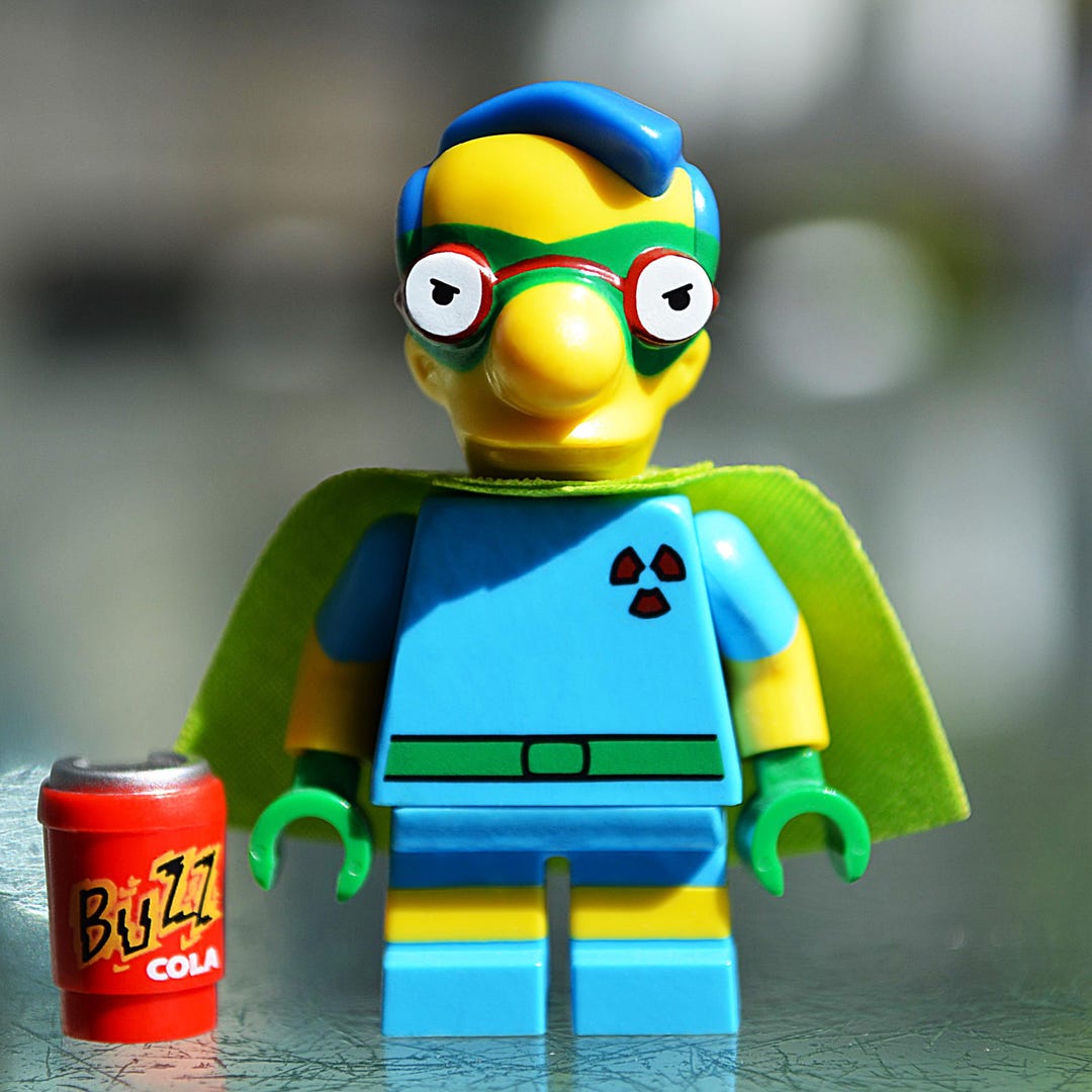 Fallout Boy Milhouse - Genuine LEGO® Minifigure / With Buzz Cola Drink ...