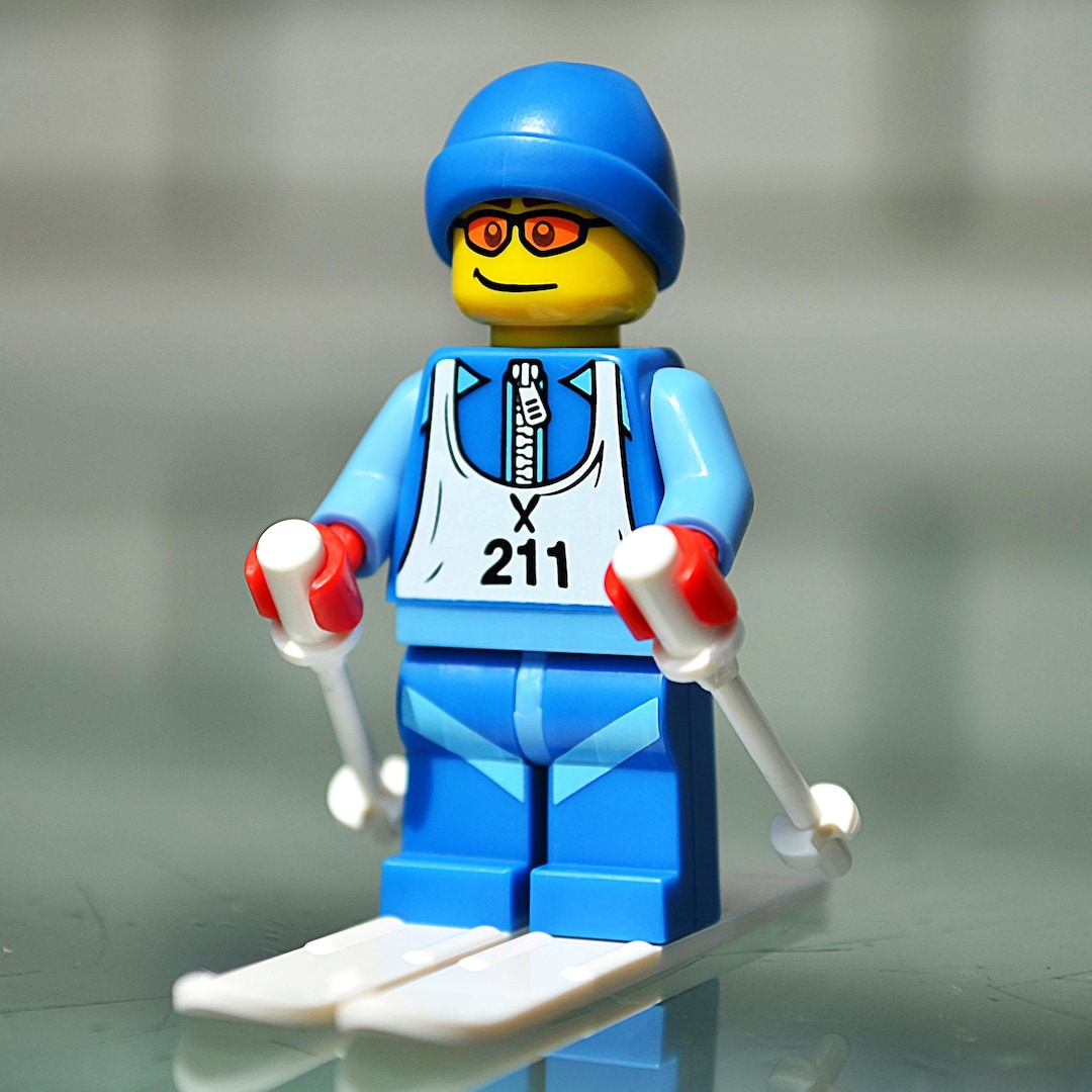 Skier - Genuine LEGO® Minifigure / Skiing Skiier Snow Downhill Alpine ...
