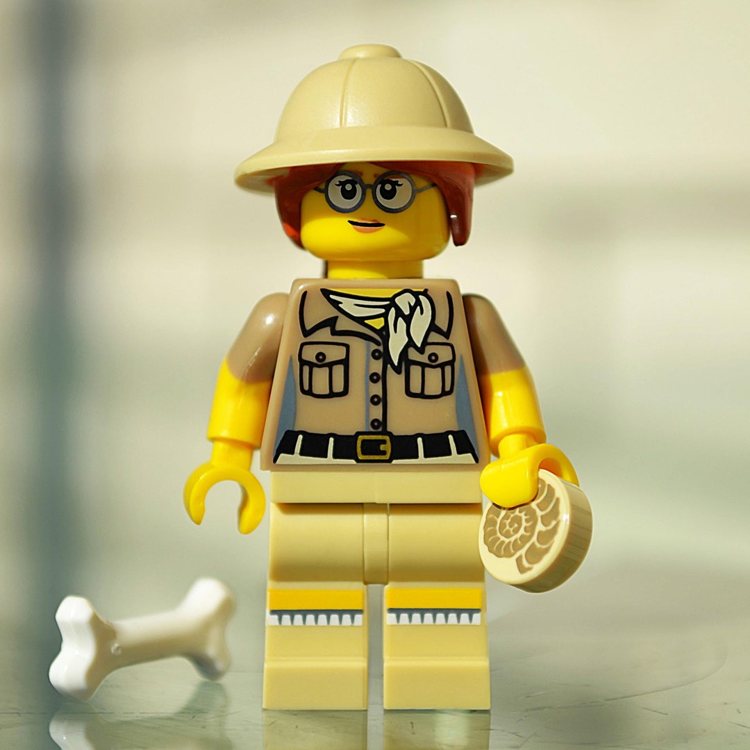 Paleontologist - Genuine LEGO® Minifigure / With Bone & Fossil ...