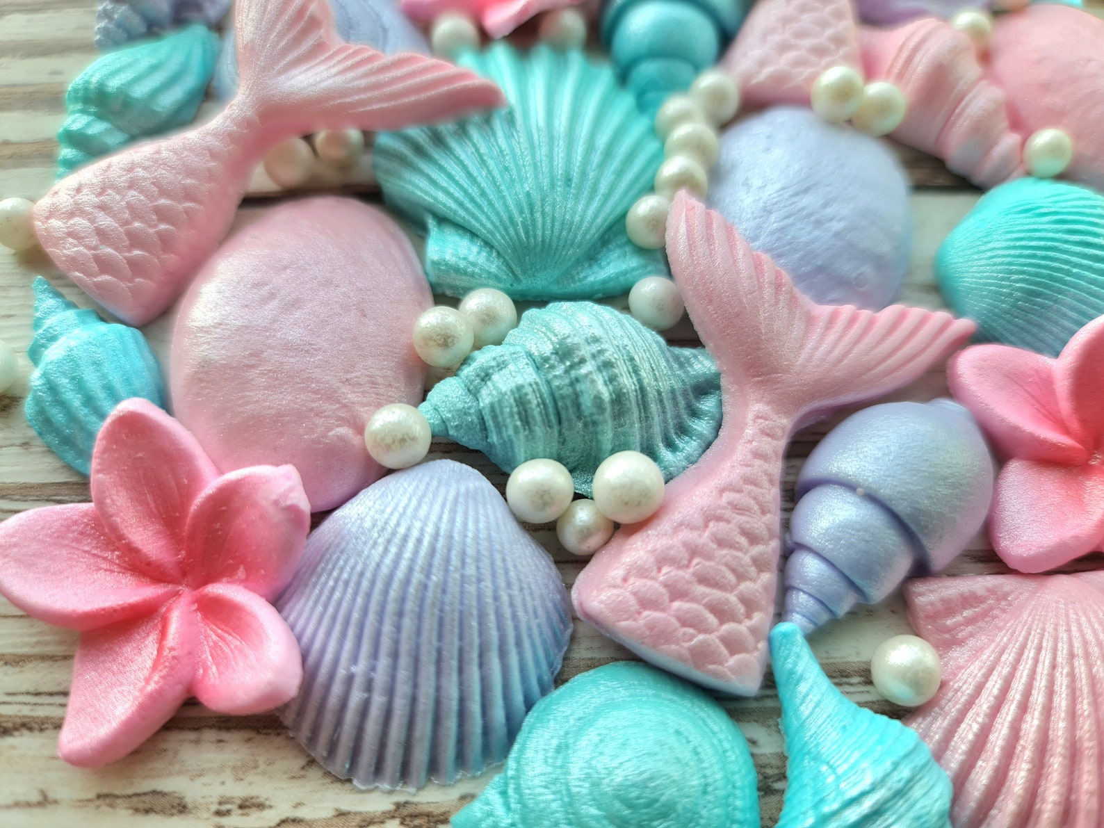 60 Pcs. Sugar Fondant Shells Mermaid Fin Mermaid Tail - Etsy