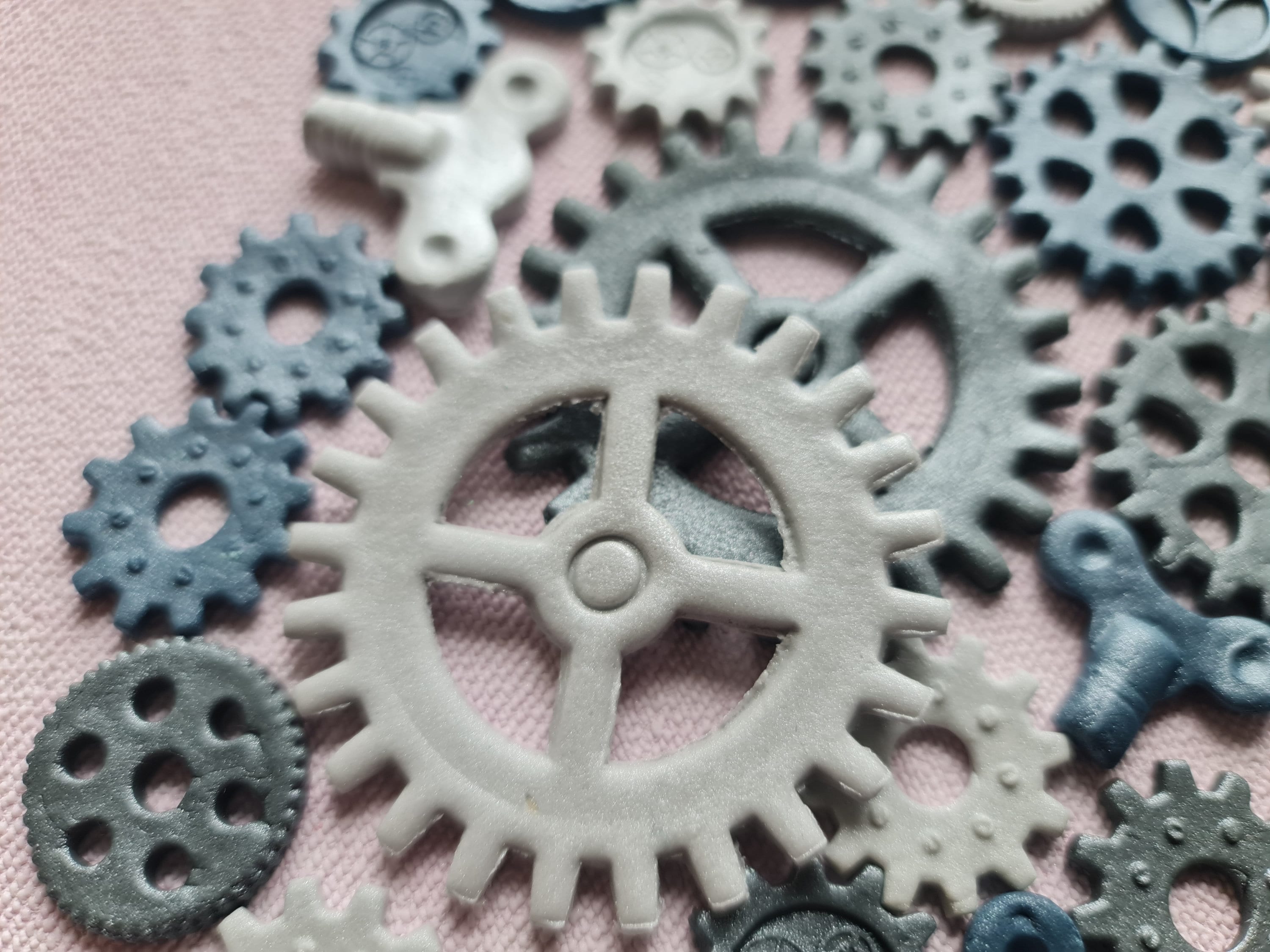50 Pcs. Edible Fondant Watch Parts Steampunk Gears Cogs - Etsy