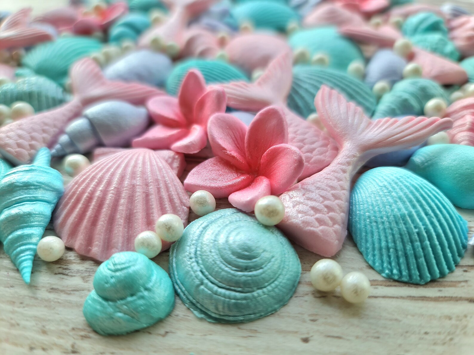 60 Pcs. Sugar Fondant Shells Mermaid Fin Mermaid Tail - Etsy