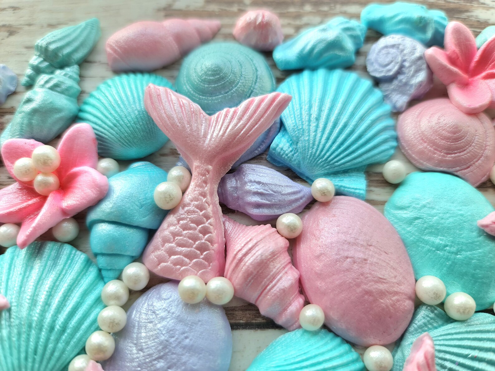 60 Pcs. Sugar Fondant Shells Mermaid Fin Mermaid Tail - Etsy