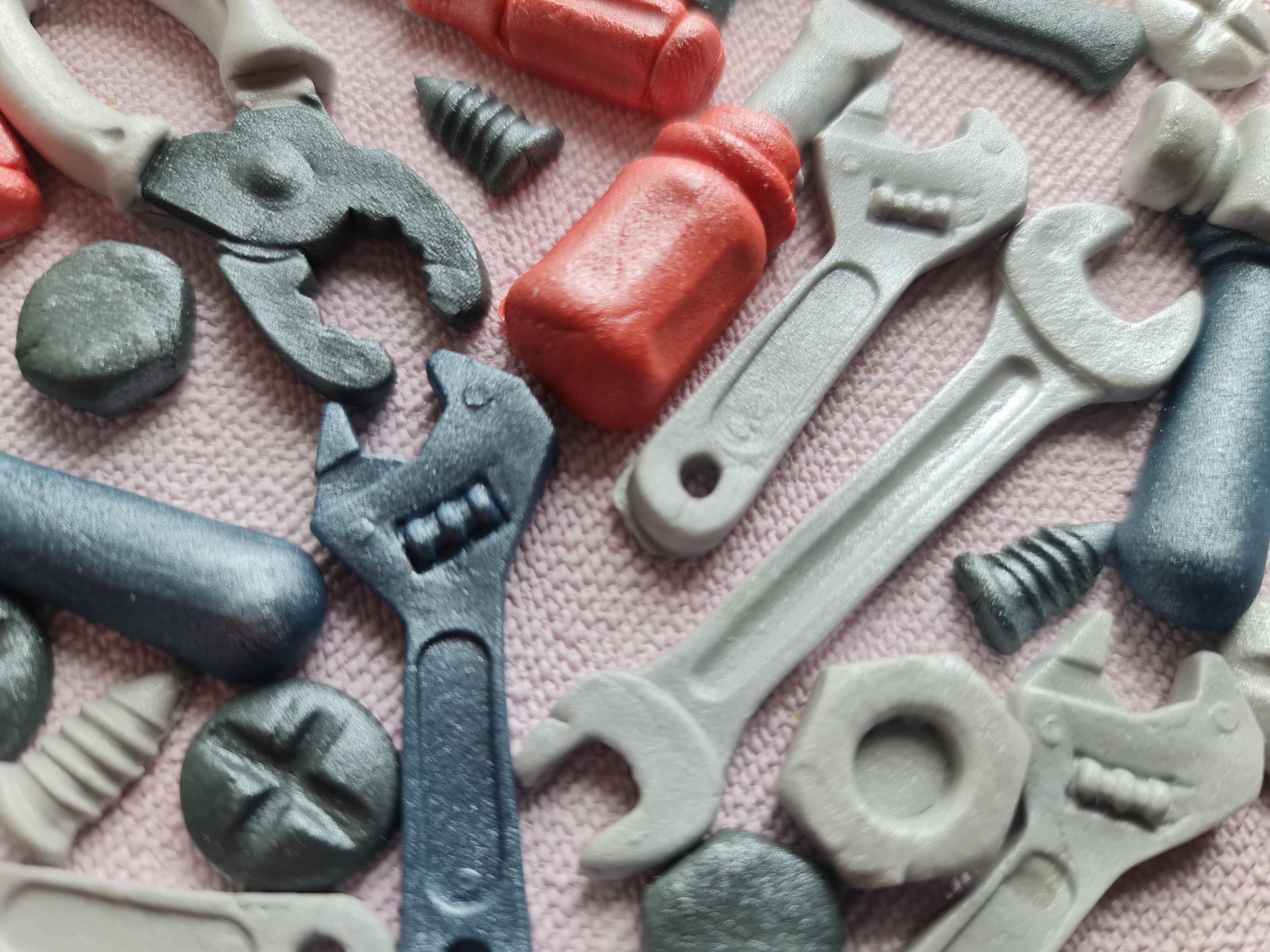 36 Edible Fondant Tool Cake Toppers, Hammer, Screwdriver, Pliers - Etsy