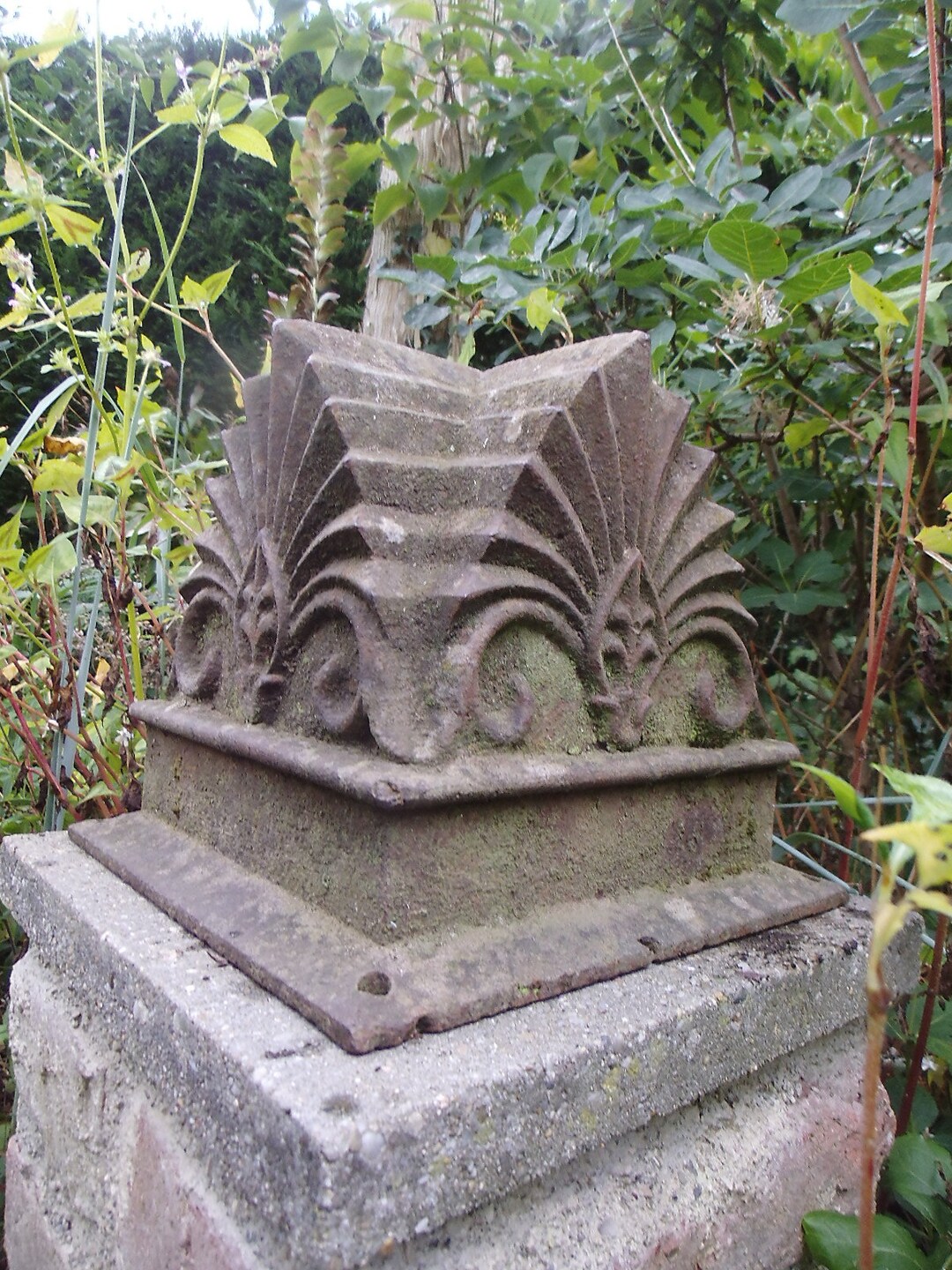 Antique Iron Spike Iron Pillar Gate Pillar Rarity Garden - Etsy