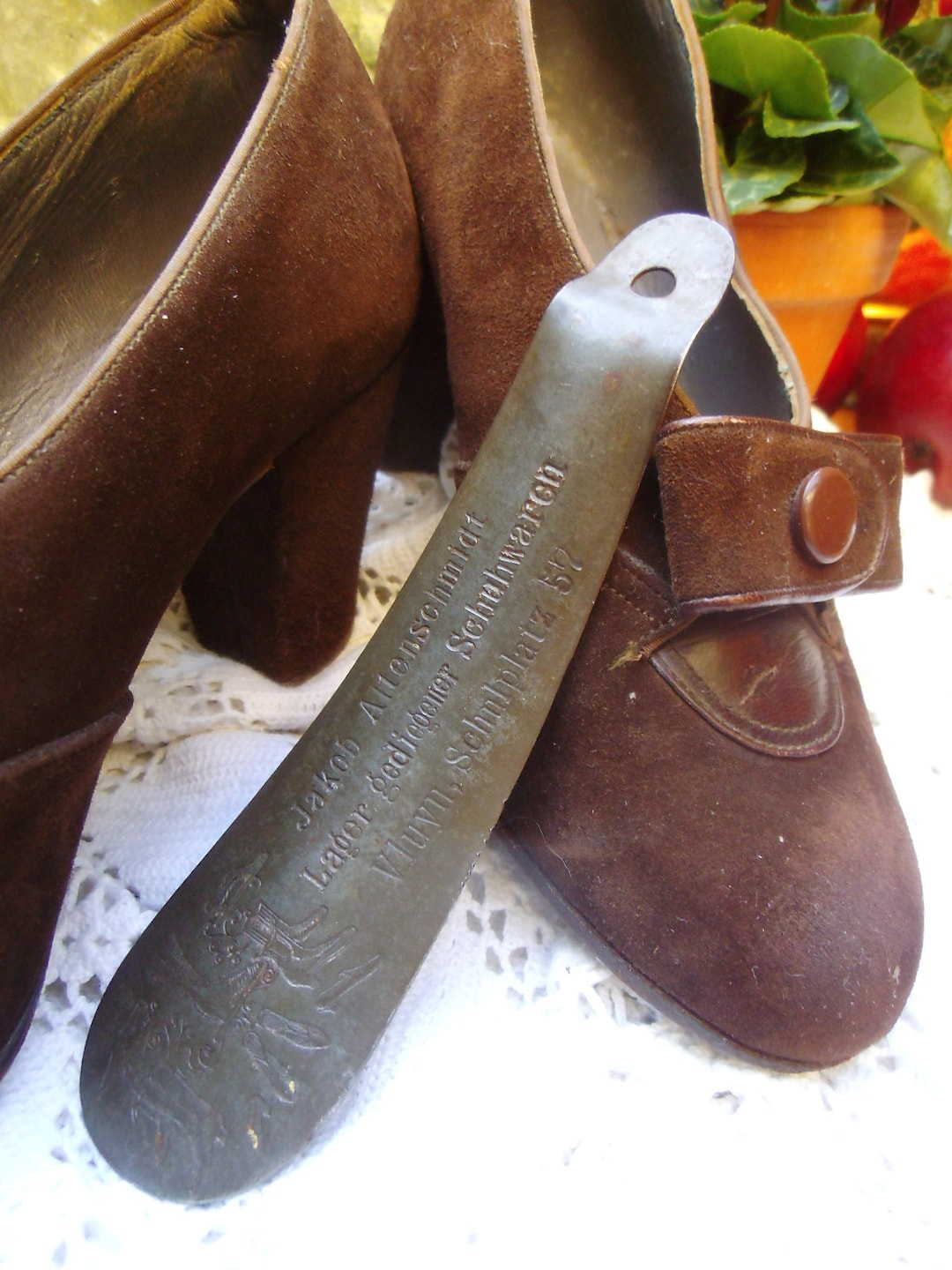 Schuhe Vintage Pumps Deko Walter Haag Mode Schuhmode Schaufensterdeko ...