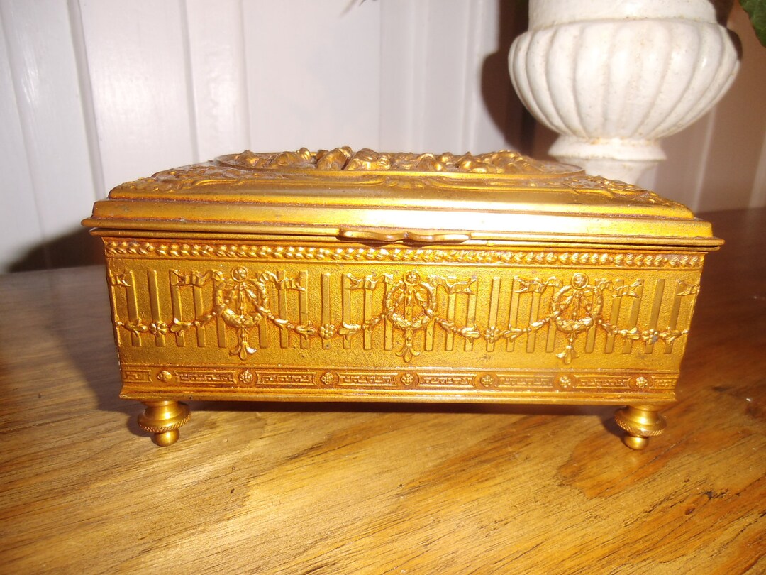 Antique Lidded Tin Box Jewelry Box Jewelry Box Metal Tin Country House ...