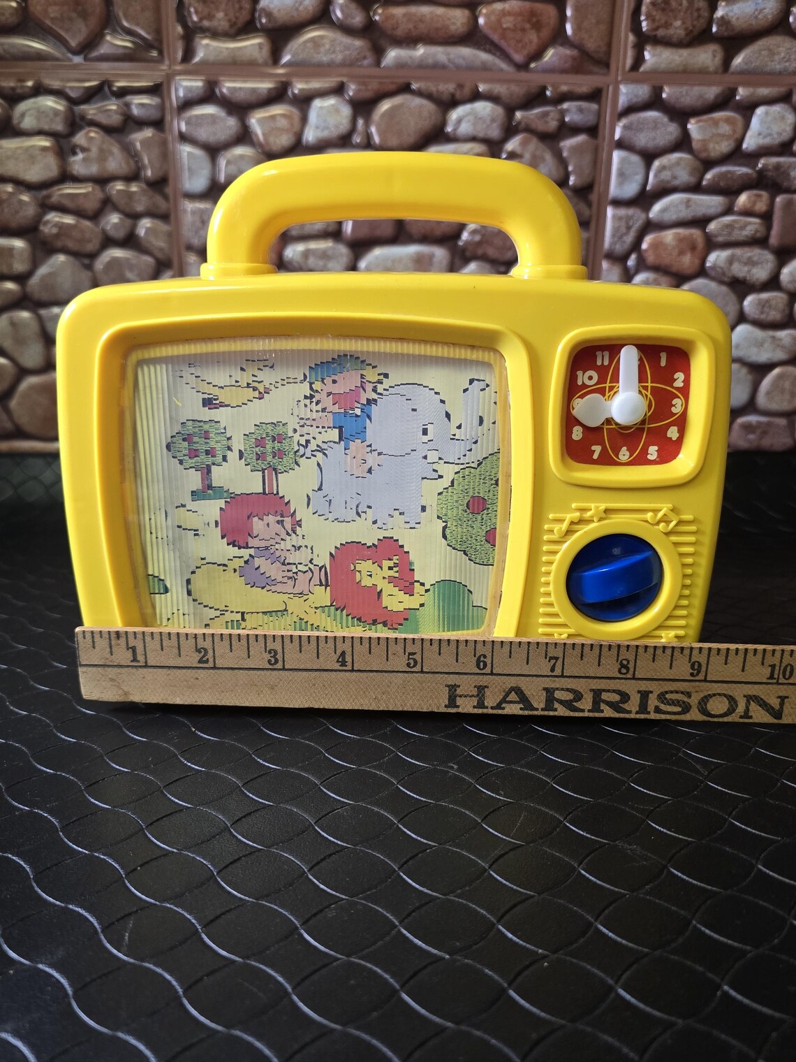 Vintage 1995 Redbox Wind up Musical TV Box - Etsy