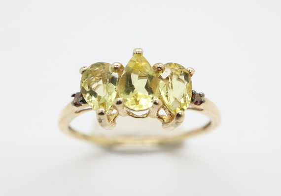 Certified 9Ct Gold Golden Beryl Diamond Accent Trilog… - Gem