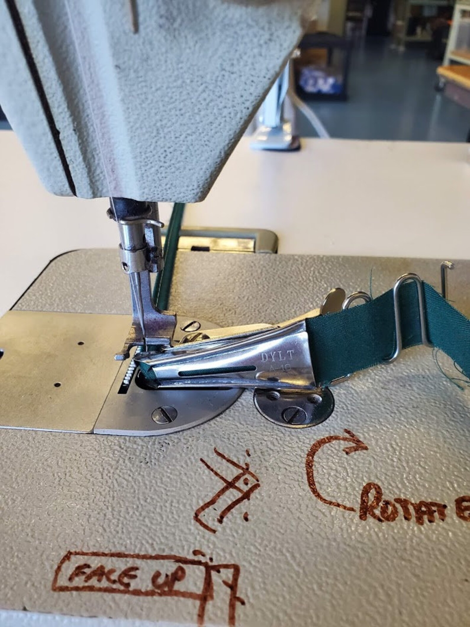 Professional 26 Mm Binding Attachment Folder Foot & Feed - Etsy