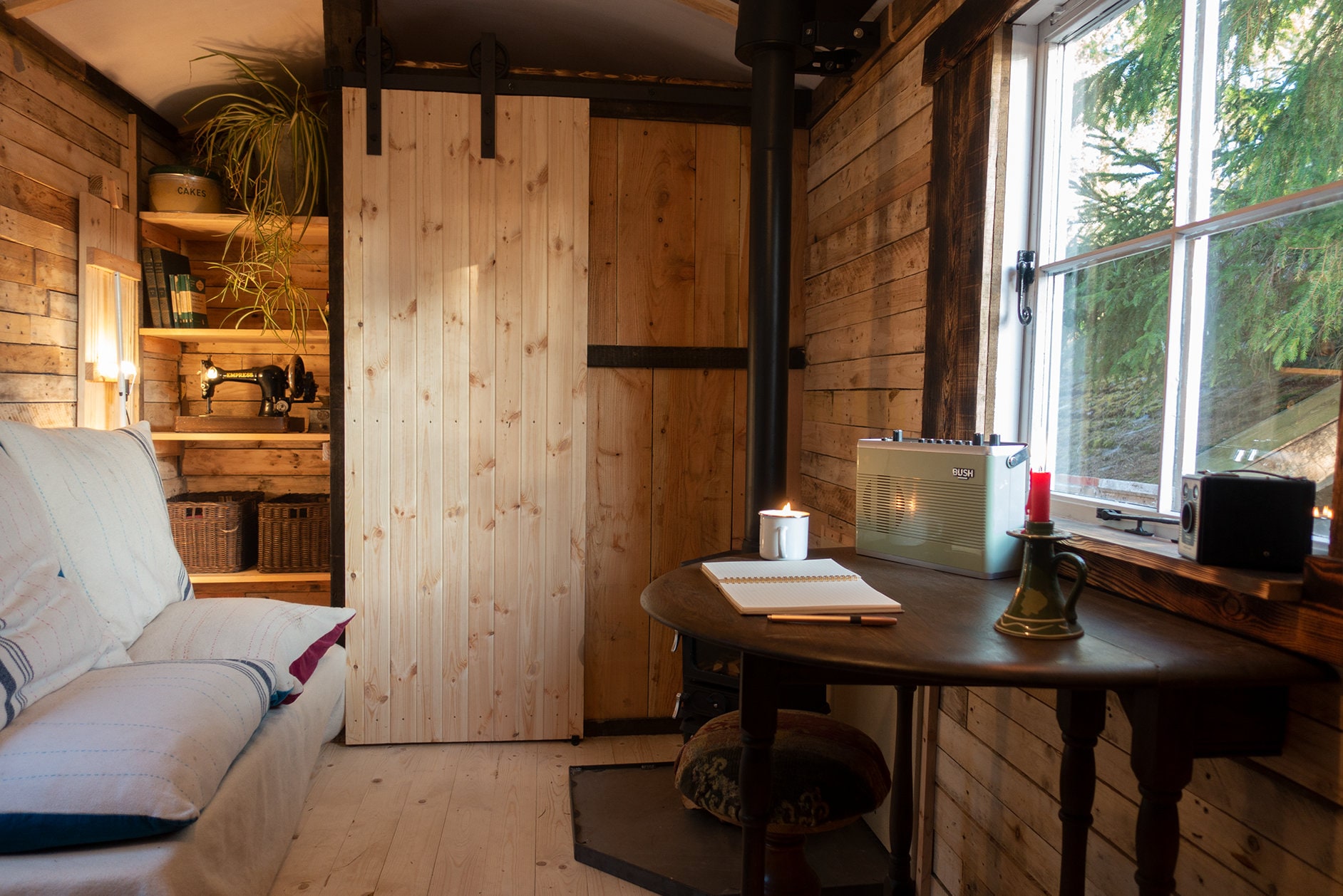 Bespoke Larch Shepherds Hut - Etsy UK
