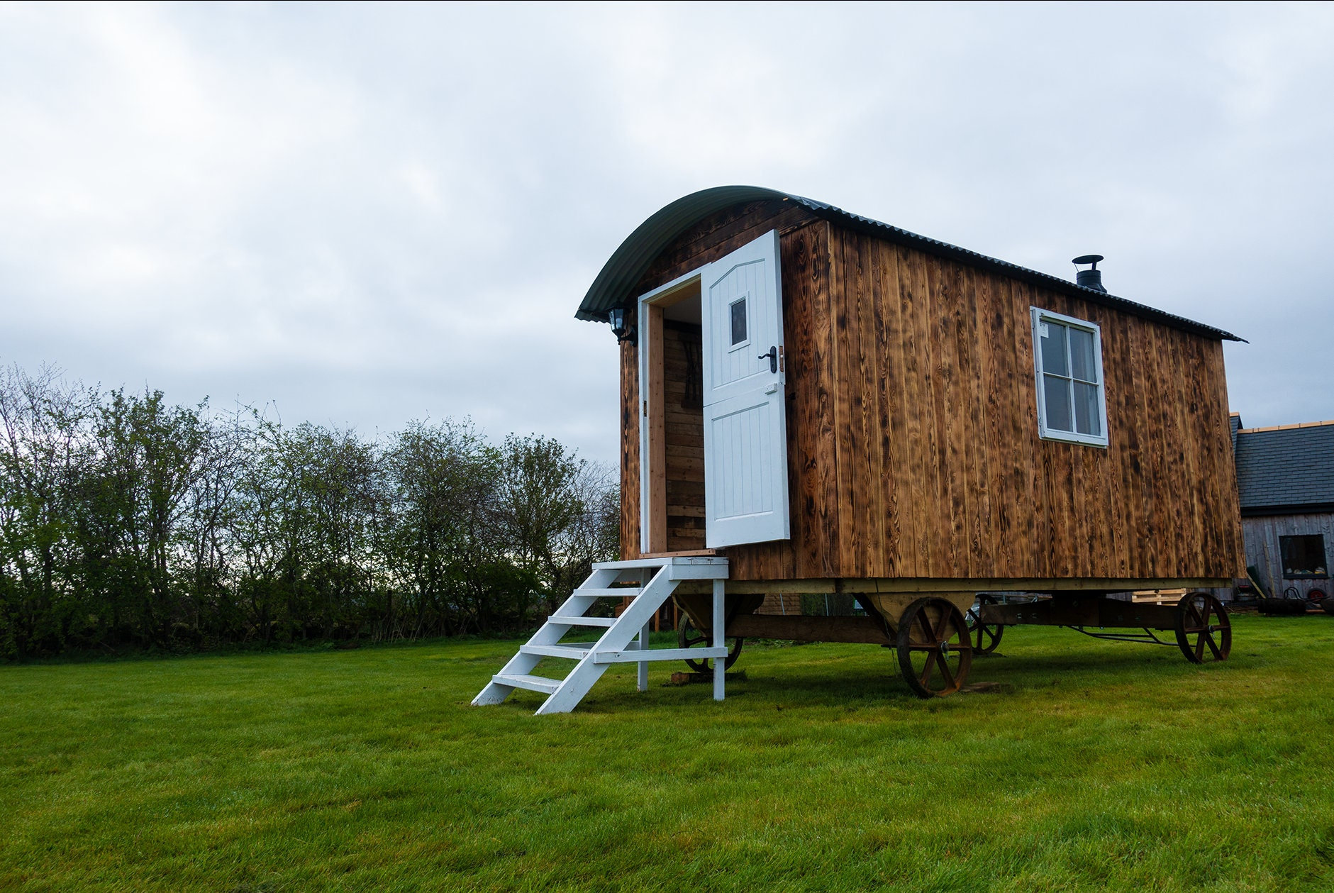 Bespoke Larch Shepherds Hut - Etsy UK