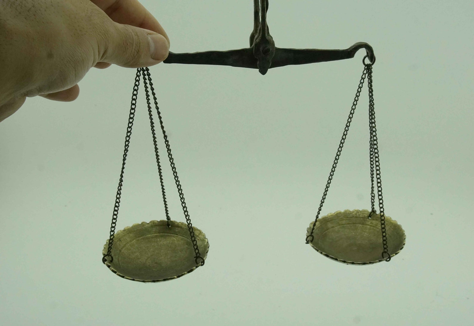 Old Metal Scale Brass Trebuchet Vintage Scale Pharmacy Scale Apothecary ...