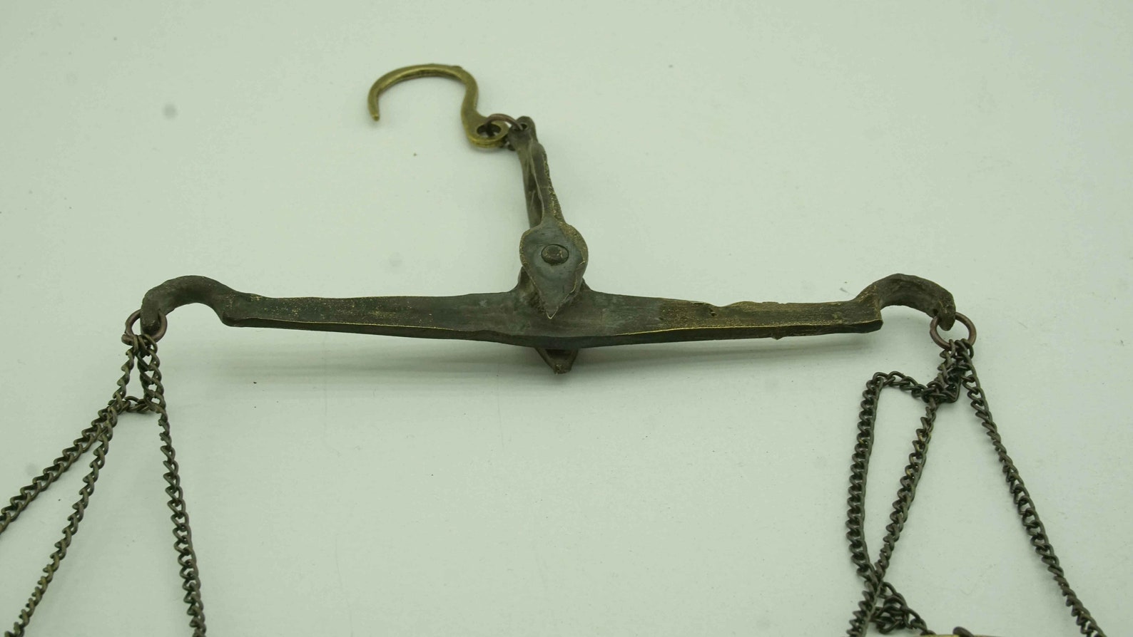 Old Metal Scale Brass Trebuchet Vintage Scale Pharmacy Scale Apothecary ...