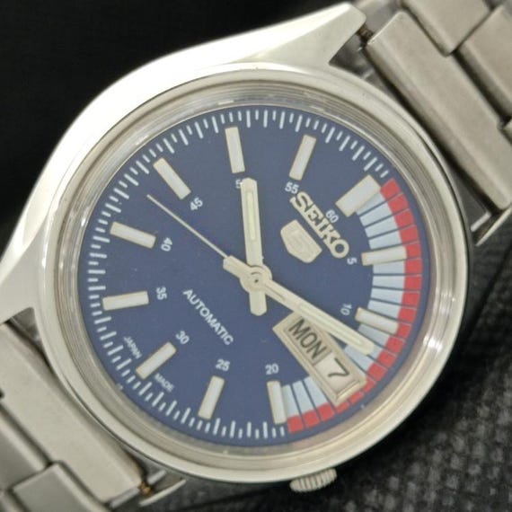 Genuine Vintage Seiko 5 Automatic 7009a Japan Mens Da… - Gem