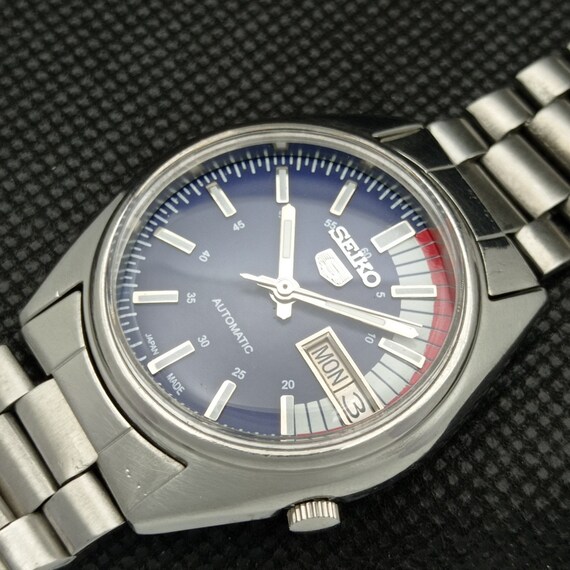 Genuine Vintage Seiko 5 automatic 7009a Japan mens da… - Gem