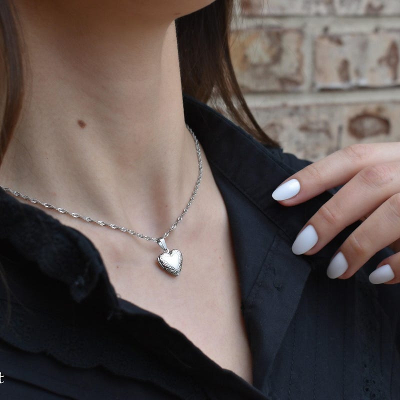 Heart Chain Necklace - Etsy