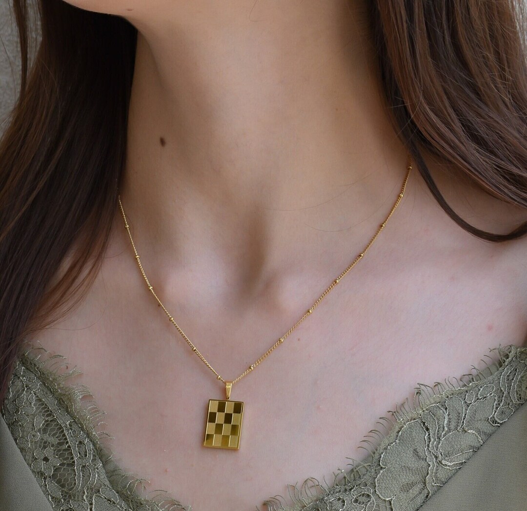 18K Gold Retro Style Checkerboard Necklace Necklace Square Rectangle ...