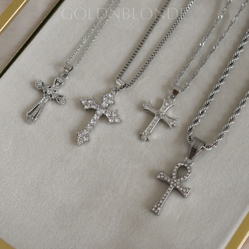 Chunky Diamond Cross Silver Necklace - Etsy