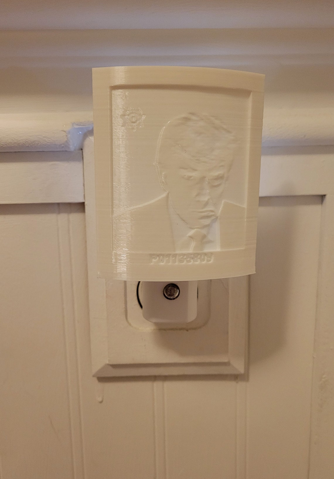 3D Printed Trump Mugshot Photo Night Light With Inmate Number P01135809 ...