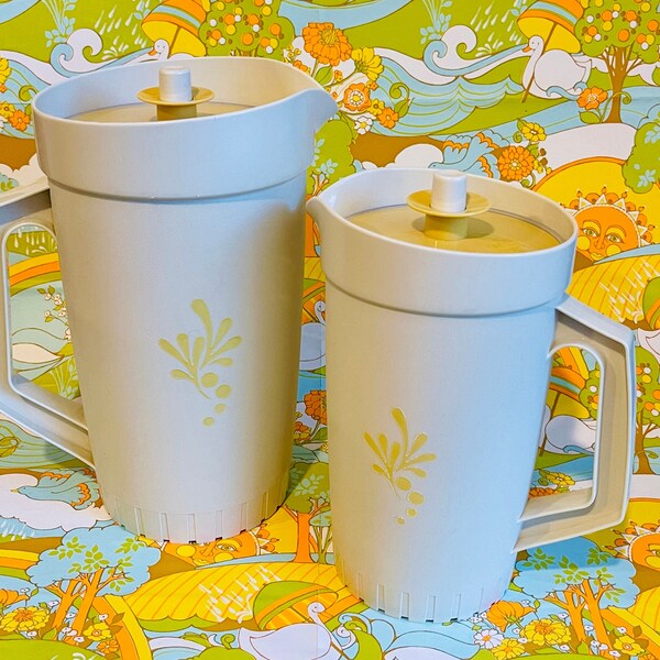 Tupperware Pitcher - Etsy