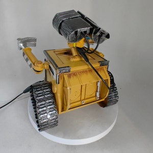 Wall-e Metal Robot Lamp With Tray, the Movie Wall.e Robot for ...
