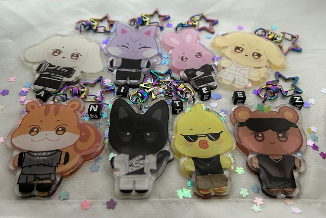 ATEEZ Aniteez "iconic Outfit" KEYCHAIN Ver. - Etsy