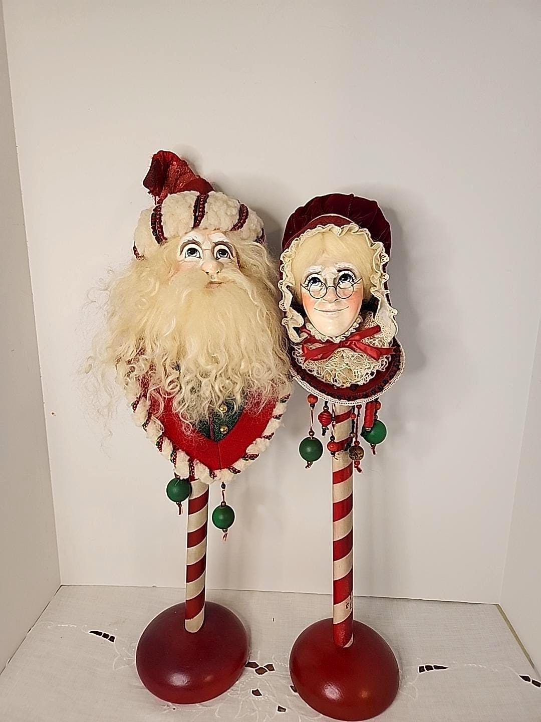 Sir Cedric's Den Santa & Mrs. Claus Heads on Pedestals Christmas Decor ...