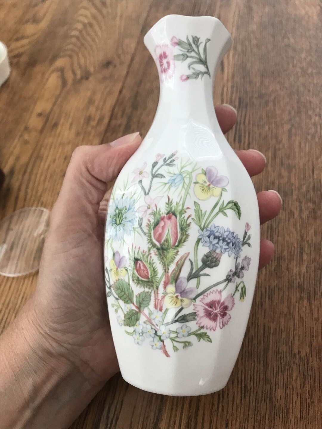 Aynsley Wild Tudor Small China Vase. Pretty Floral Pinks Violets ...