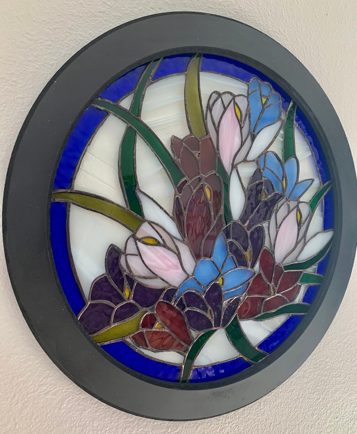 Stained Glass Crocus Suncatcher in 20” Round Black Wooden Frame - Etsy