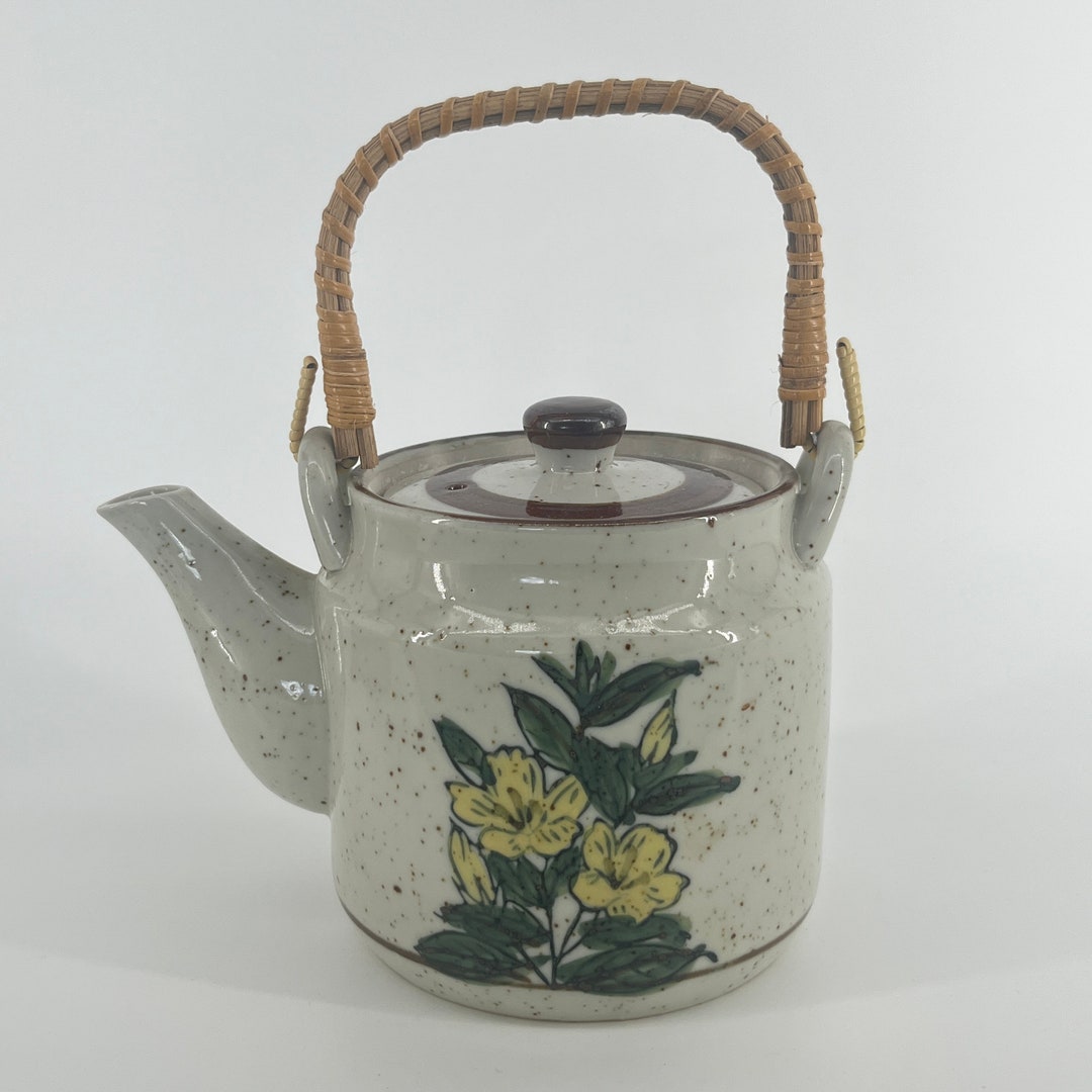 70s Japanese Speckled Floral Dobin Teapot Kettle With Woven Straw ...