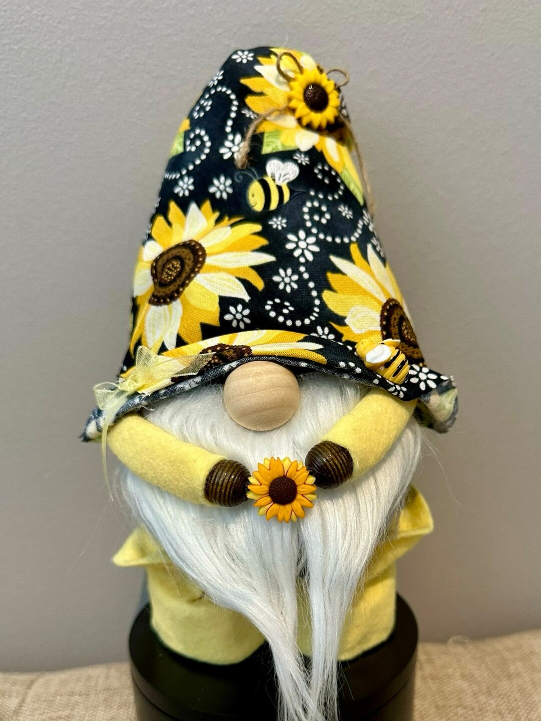 Gnomes-sunflowers and Bees - Etsy