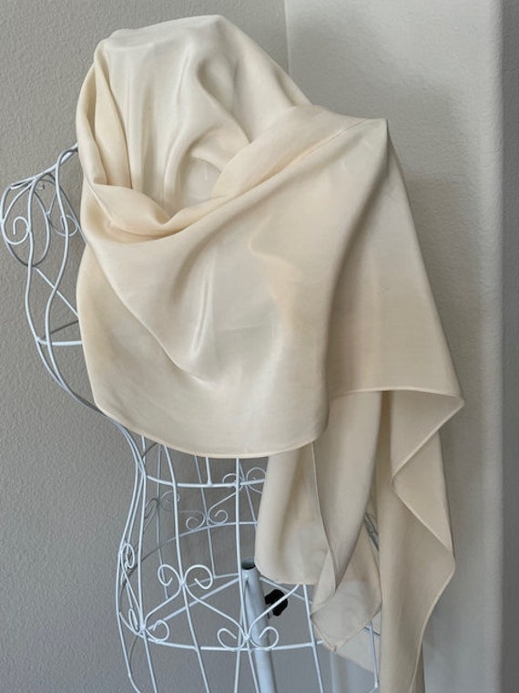 Classic Vintage White Silk Scarf - Gem