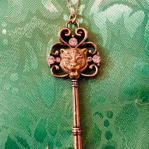 Amazing & Rare Revamped Gucci Angry Cat Skeleton Key Necklace - Etsy