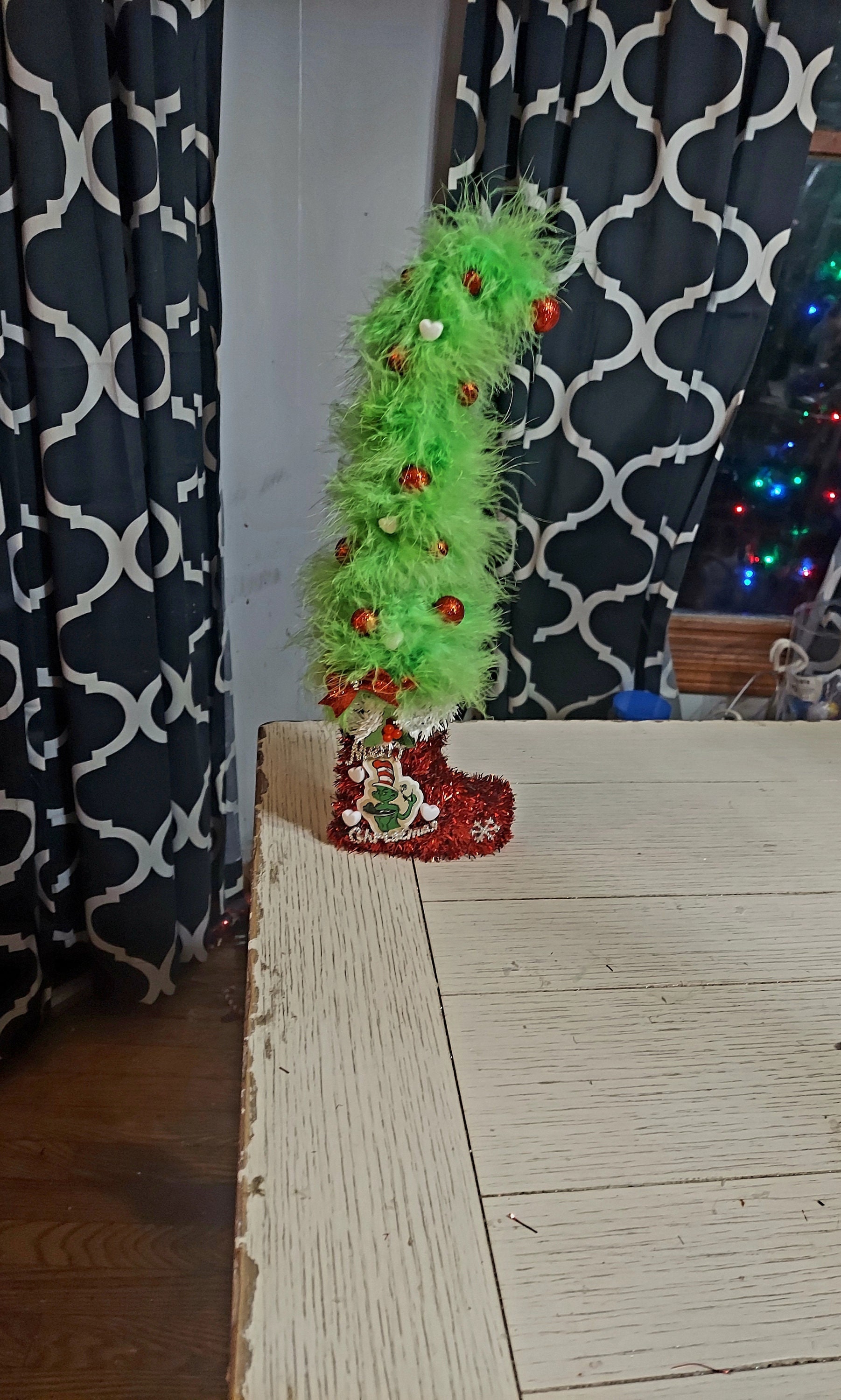 Grinch Themed Tree - Etsy