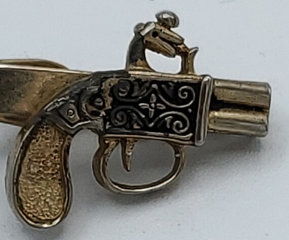 Vintage Flintlock Revolver Vintage Tie Bar Clip Gun G… - Gem