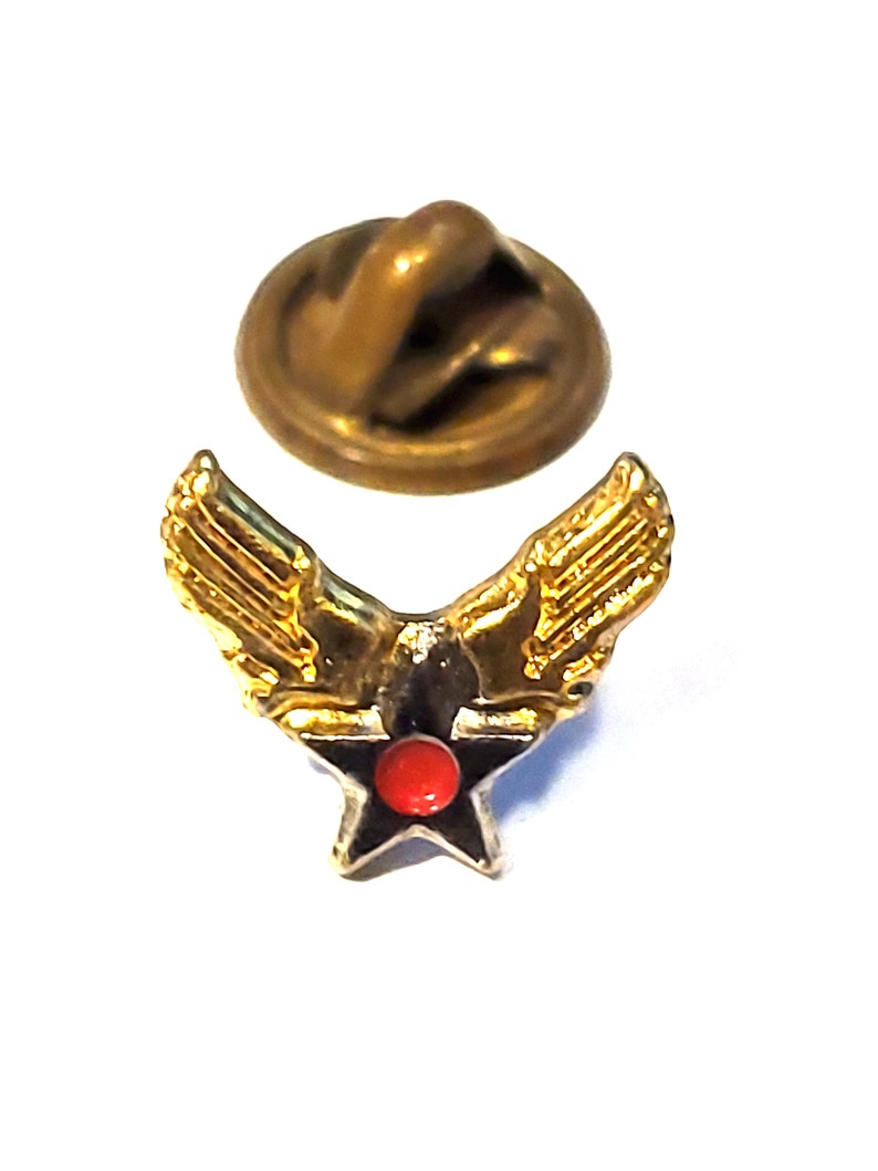 Vintage WWII Era Military Pin WW2 Memorabilia Lapel Hat Pin Militaria ...