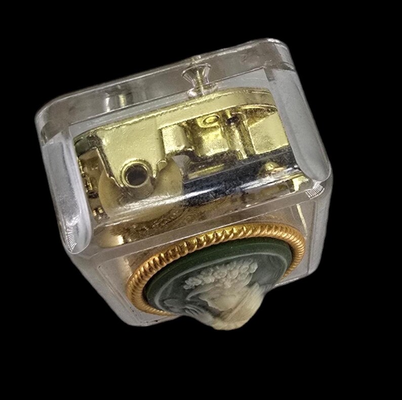 Sankyo Cameo Music Box Vintage Green Cameo Sankyo Music Box Plays ...