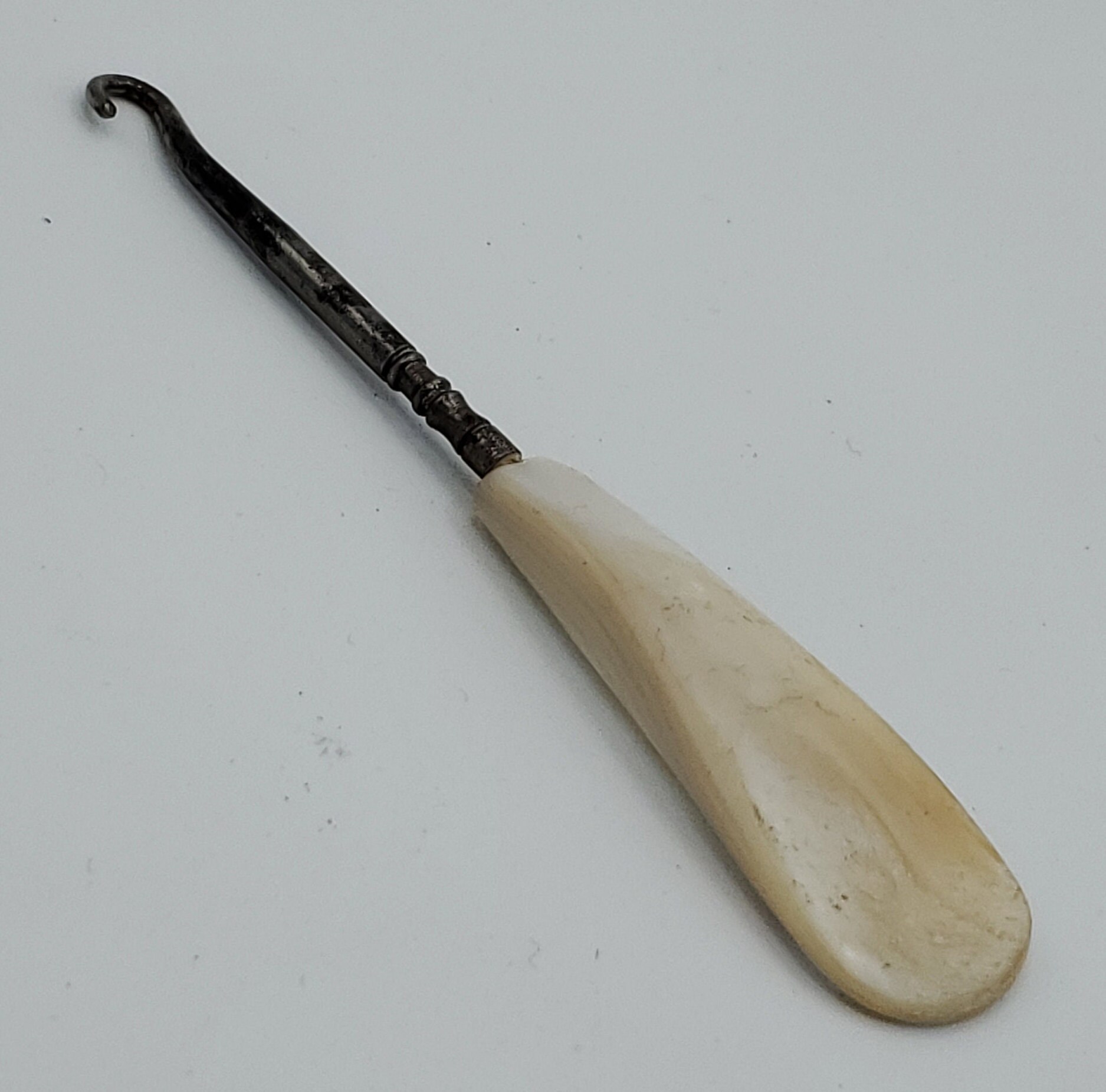 Antique Button Hook Pull Mother of Pearl MOP Boat Handle Victorian ERA ...