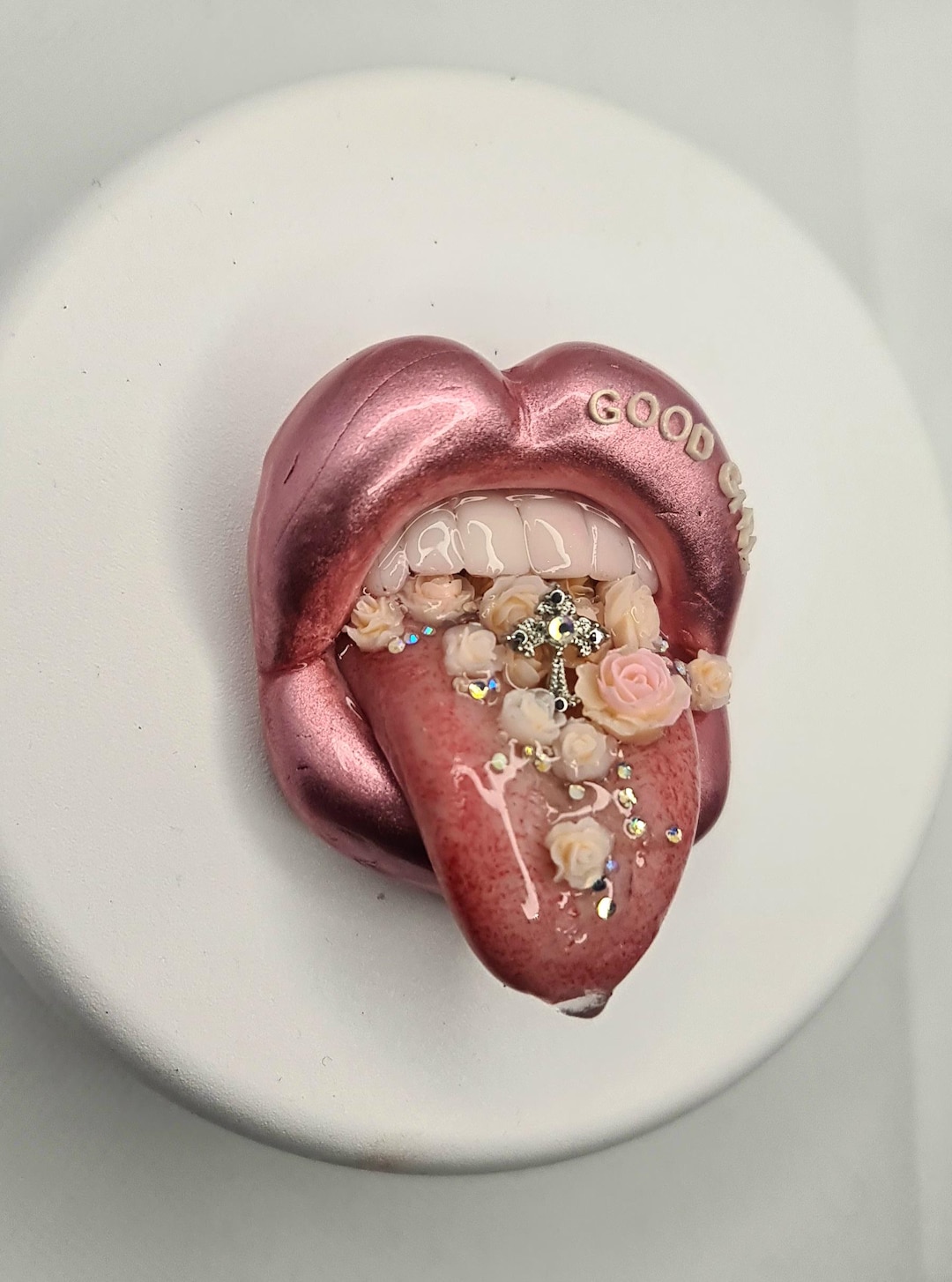 Girly Pink Lips Phone Grip With Roses Silver Cross and Custom Good Girl ...